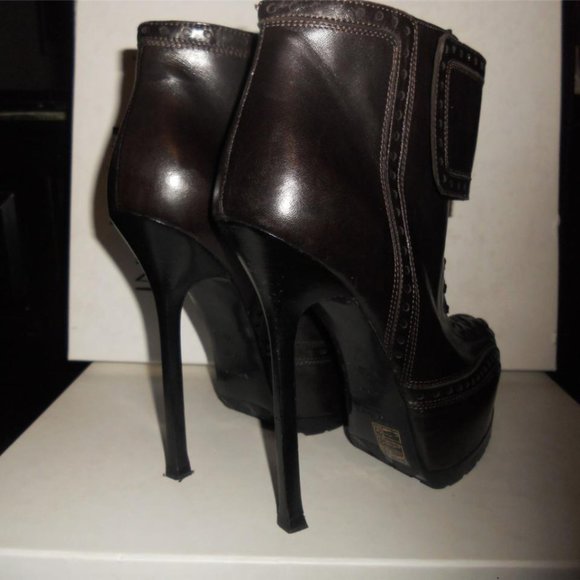 Yves Saint Laurent | Shoes | Ysl Yves Saint Laurent Tribtoo Brown ...